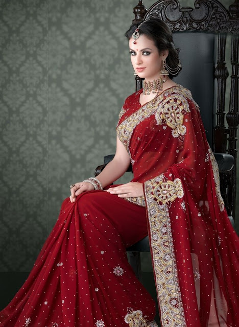Red Bridal Sari For A Bride To Be - Thetrendybride - All about bridal ...